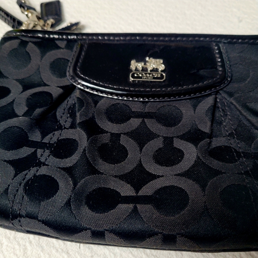 Coach Signature Black Patent Leather And Black Fabric… - Gem